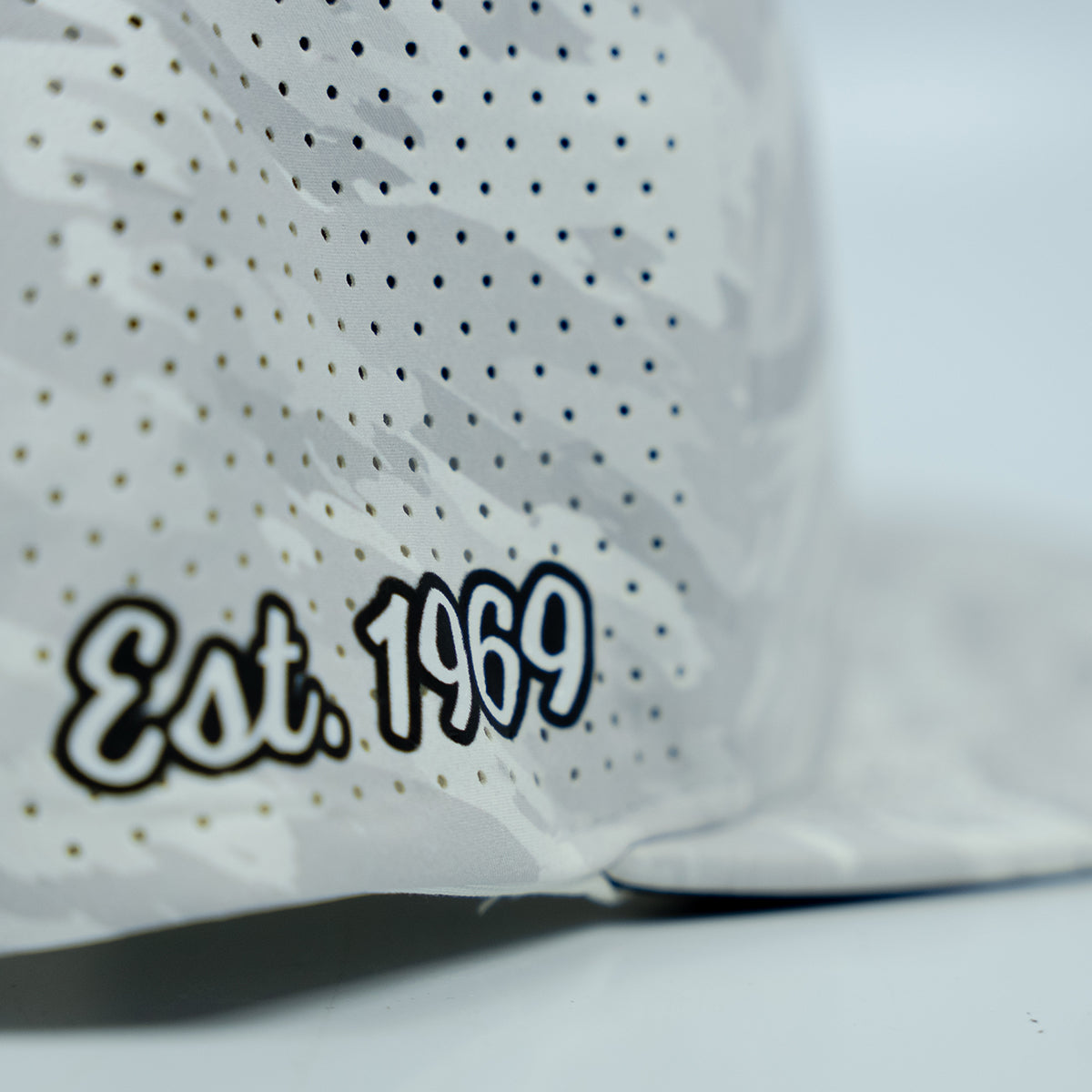 Artic Camo Snapback Hat w/ TOMAR Leather Patch Logo – TOMAR Traffic